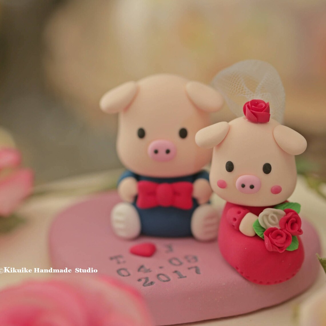 piggy and piggy wedding cake topper – Kikuike Handmade Studio